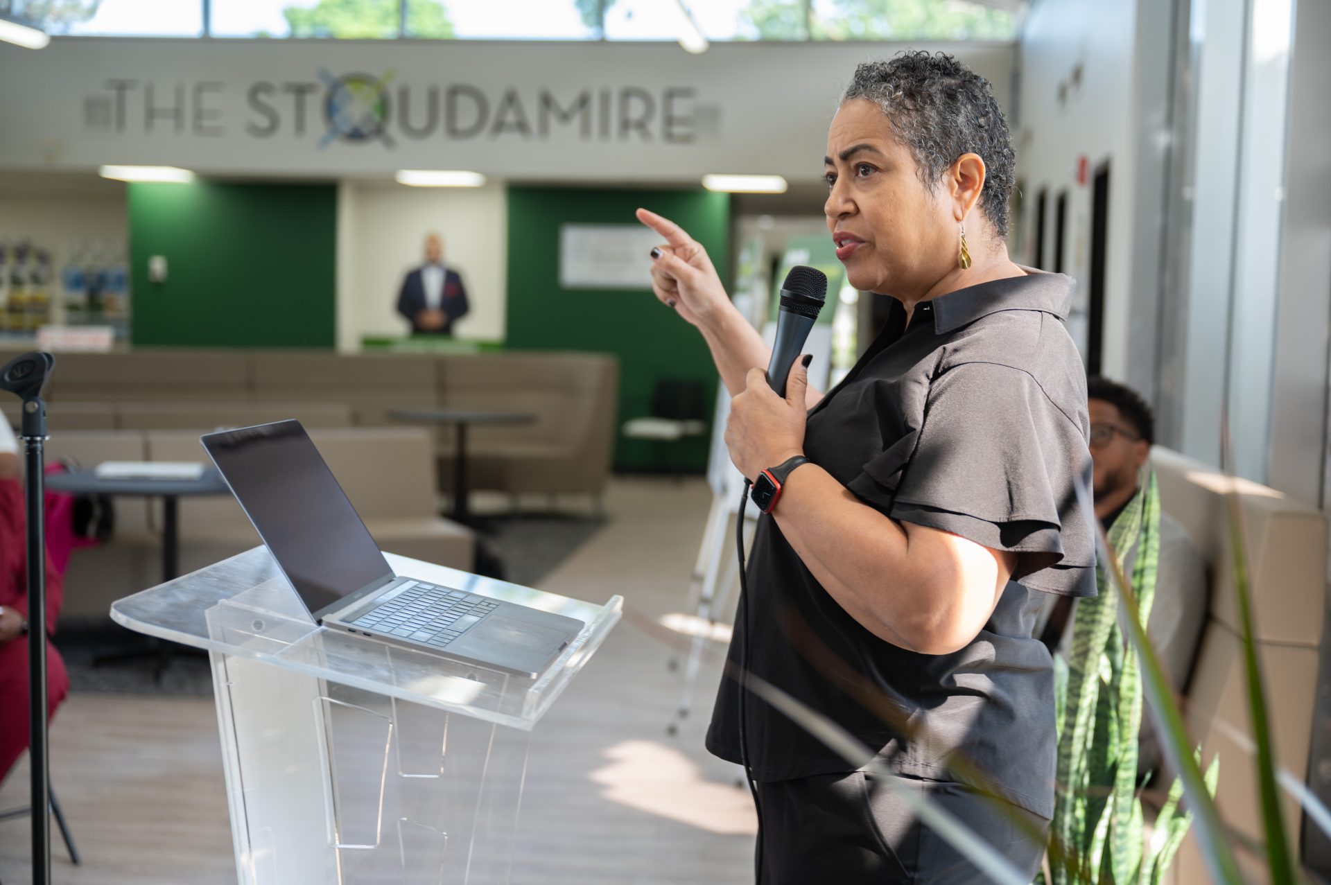 New solar-powered centers to serve Detroit’s east side during flooding ...