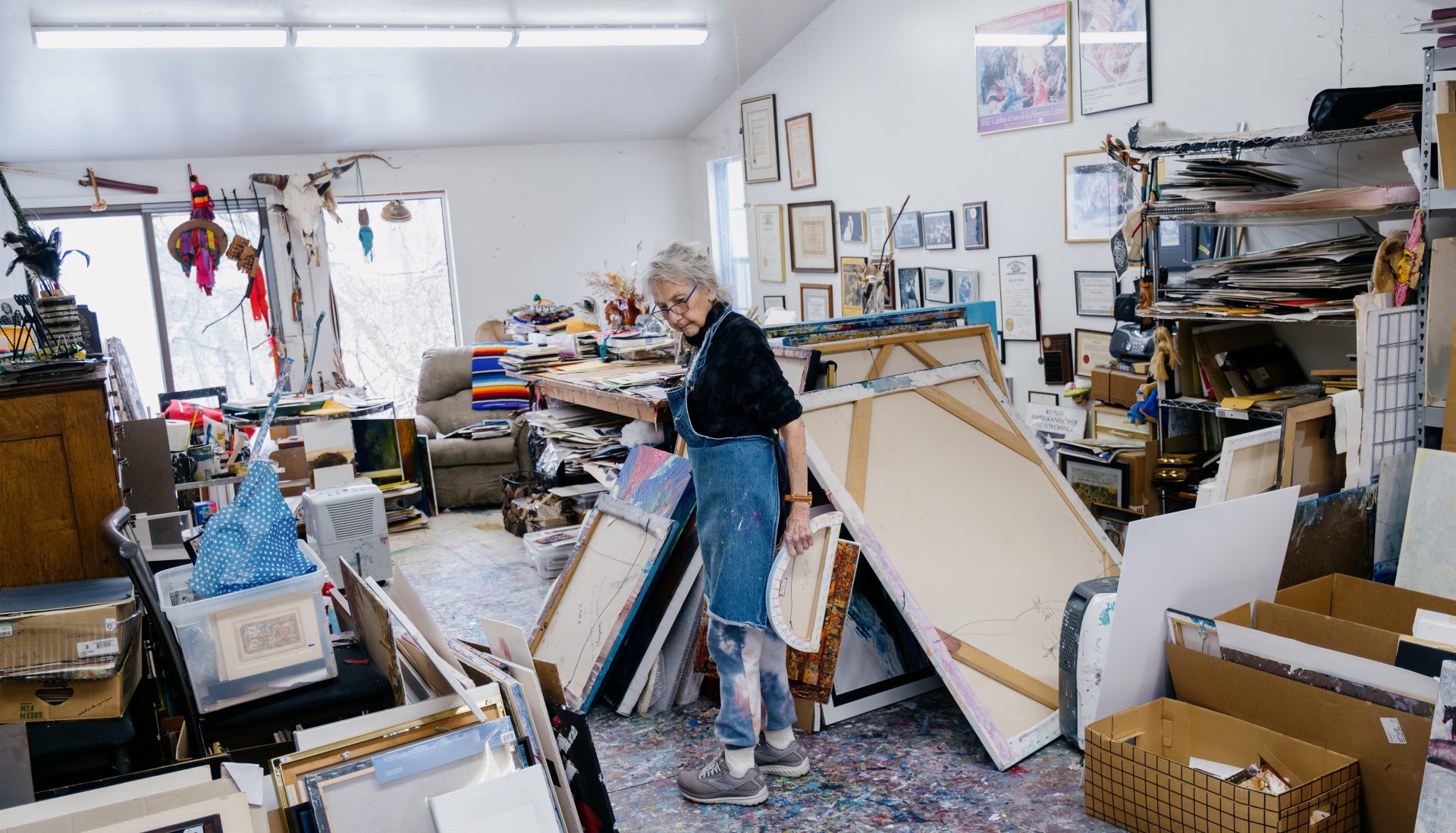 Trailblazing Chicana painter Nora Chapa Mendoza named 2024 Kresge ...